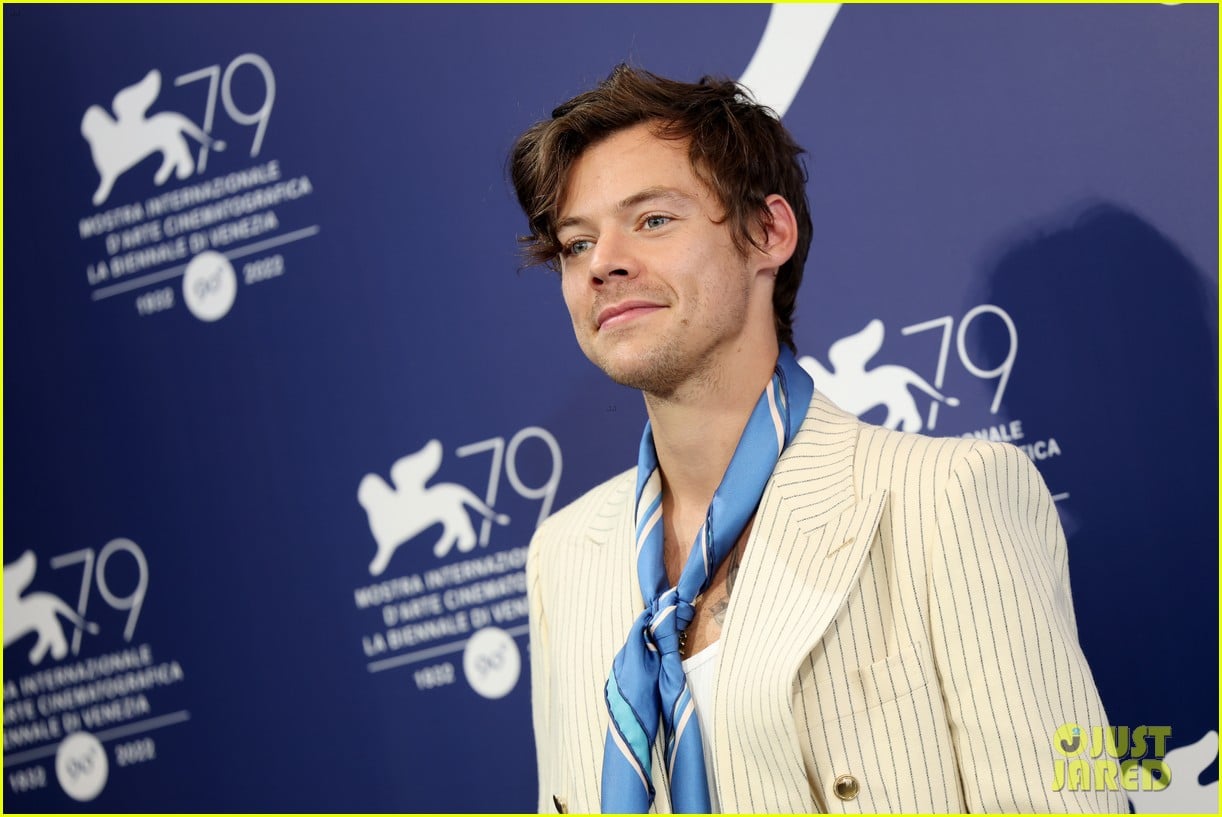 Shia LaBeouf Questions Blocked During 'Don't Worry Darling' Press ...