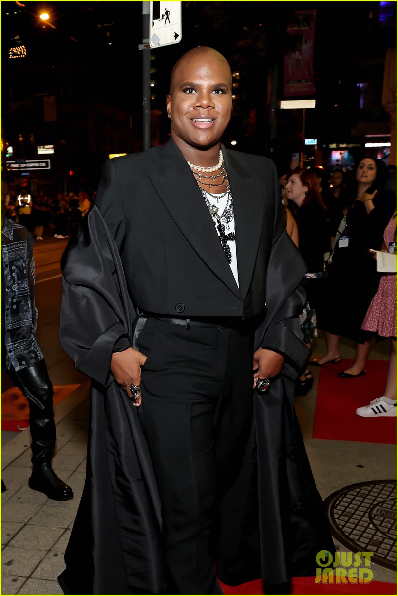 Billy Eichner & Luke Macfarlane Suit Up for 'Bros' Premiere at TIFF ...