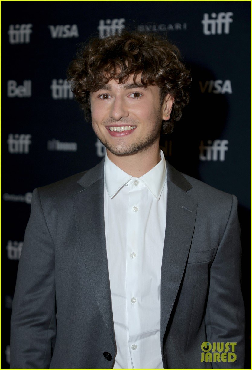 Michelle Williams & Paul Dano Join Director Steven Spielberg at TIFF ...