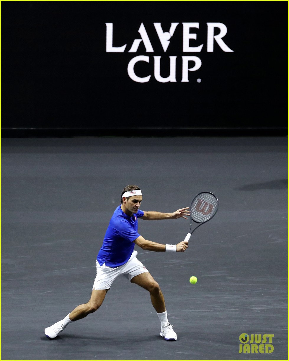 Rafael Nadal Tears Up Next To Roger Federer After His Final ...