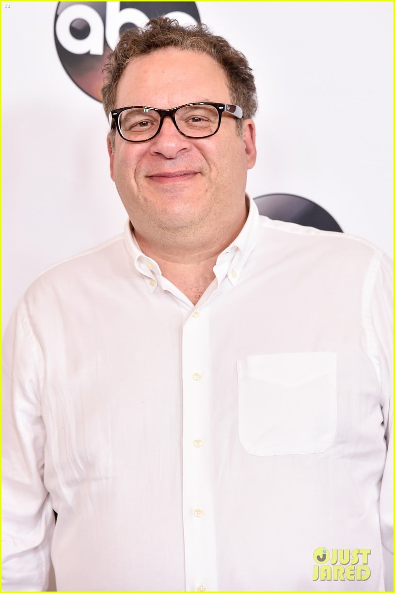 Former 'Goldbergs' Star Jeff Garlin Reveals He Has Bipolar Disorder ...