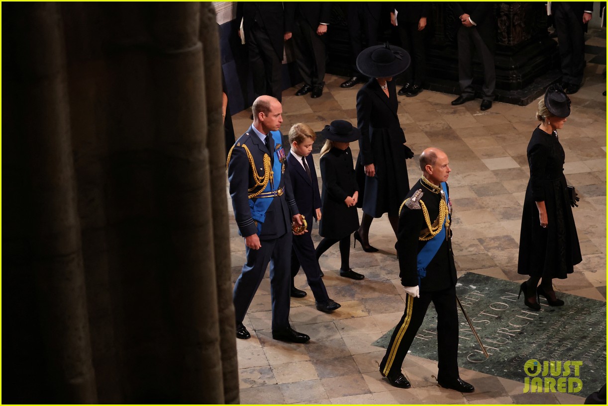 Prince George & Princess Charlotte Join Procession at Queen Elizabeth's ...