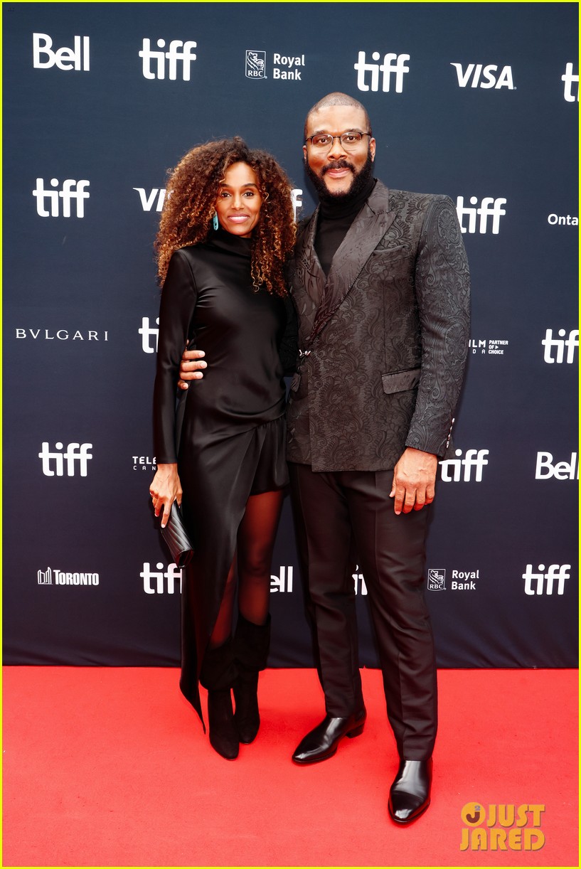 Oprah Winfrey Supports Tyler Perry at TIFF Premiere of 'A Jazzman's ...