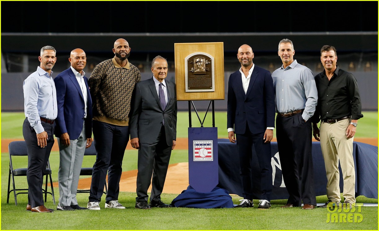 Derek Jeter Joined by Three Daughters at Hall of Fame Speech in New ...