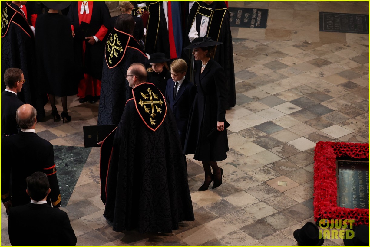 Kate Middleton & Meghan Markle Reunite Alongside Prince George ...