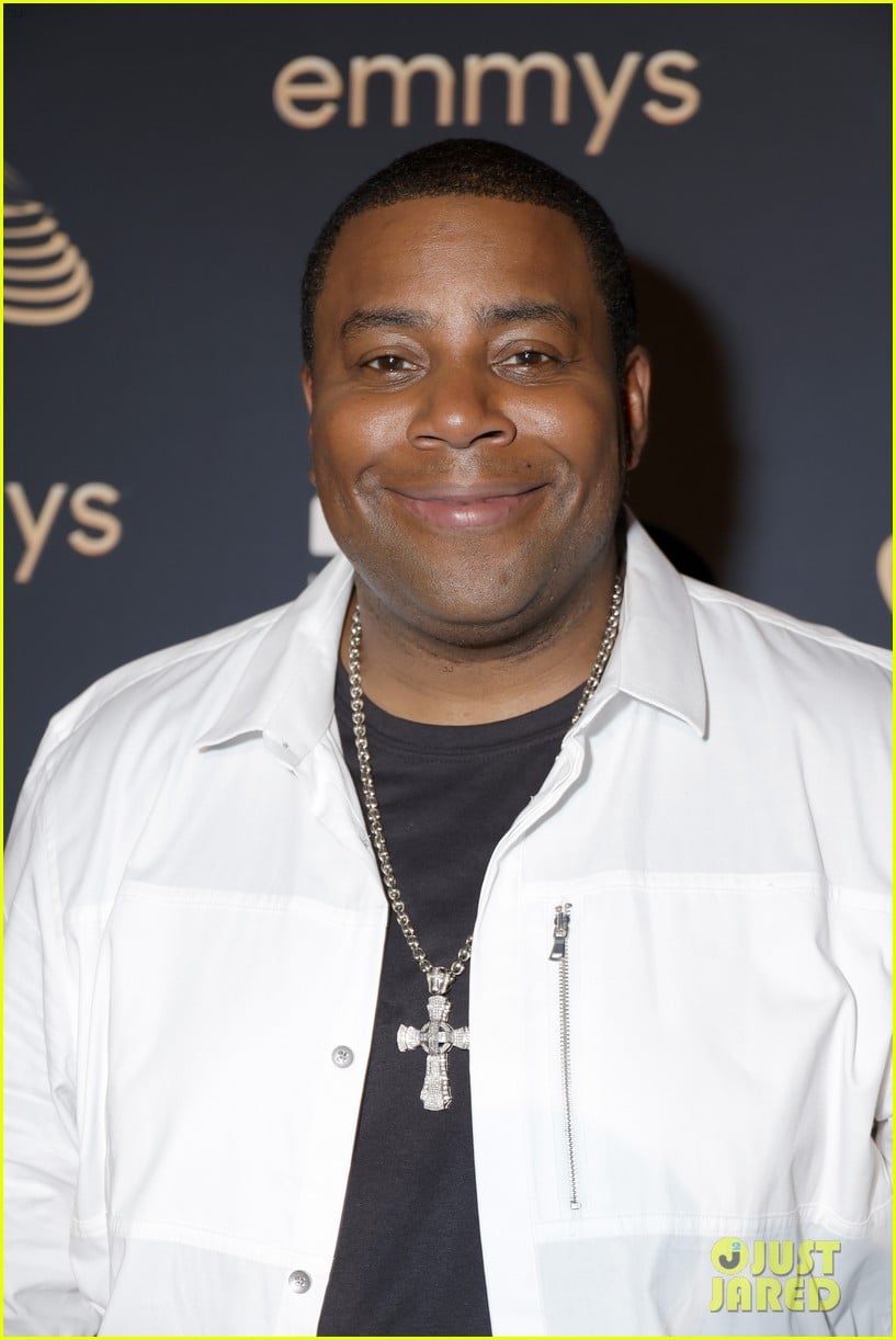 Kenan Thompson Reveals How He'll Host Emmys 2022: 'I'm Not Hurting ...