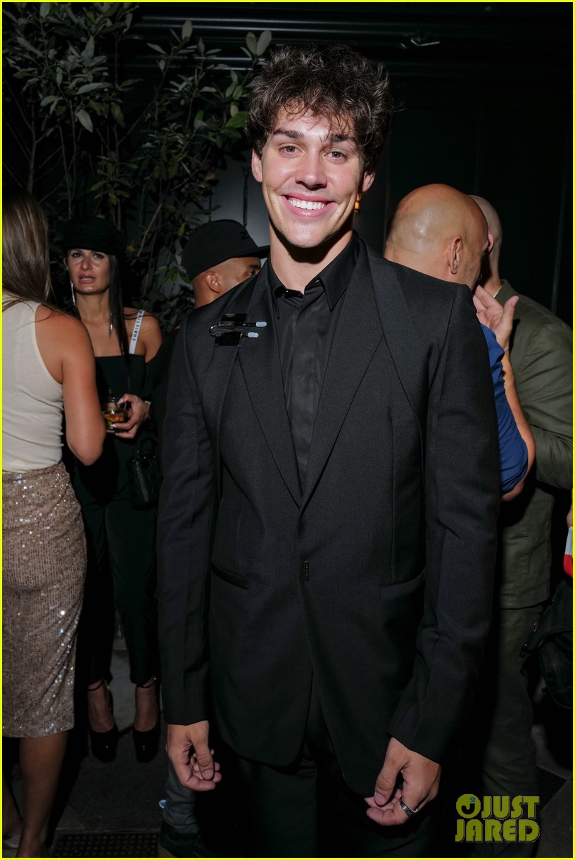 Kendall Jenner Hosts FWRD's Fall Campaign Party in NYC With Devin ...