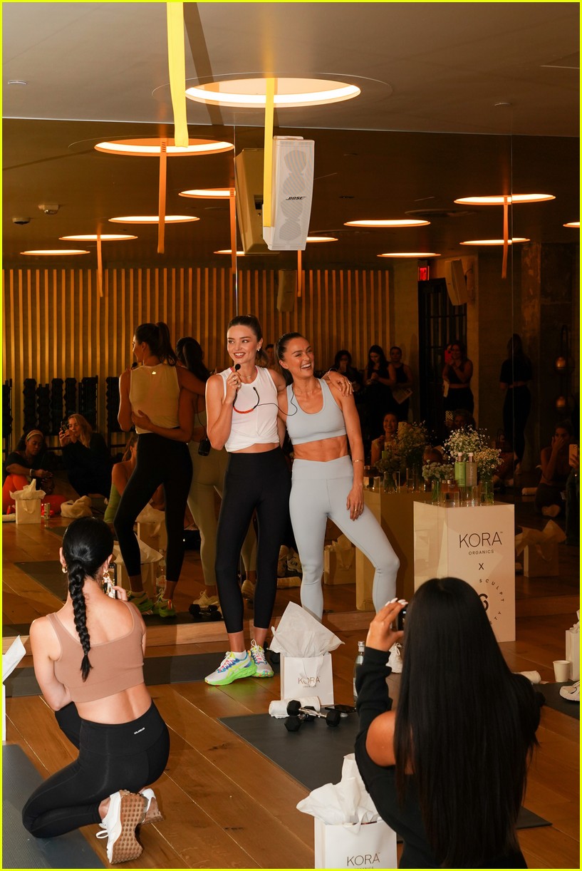Miranda Kerr Hosts Workout Class With Her Famous Friends to Celebrate ...