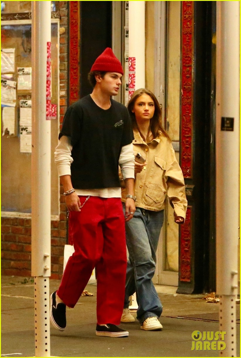 Leni Klum & Boyfriend Aris Rachevsky Step Out for Dinner Date in NYC ...