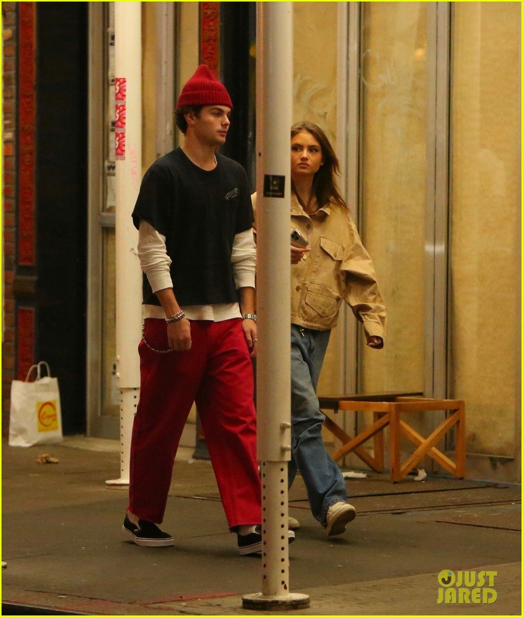 Leni Klum & Boyfriend Aris Rachevsky Step Out for Dinner Date in NYC ...