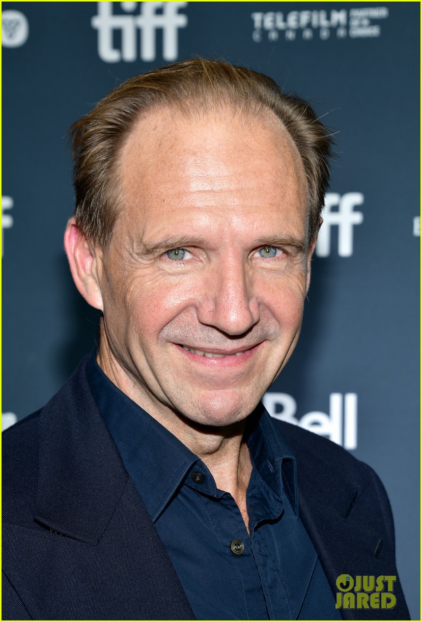 Ralph Fiennes & Judith Light Premiere New Movie 'The Menu' at TIFF 2022 ...