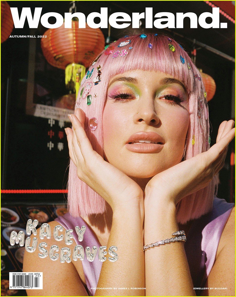 Kacey Musgraves Poses for 'Wonderland' Shoot Inspired by Baz Luhrmann's ...