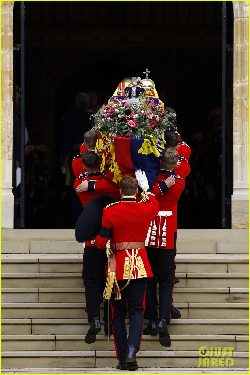 King Charles III Leads Royal Family To Committal Service For Queen ...
