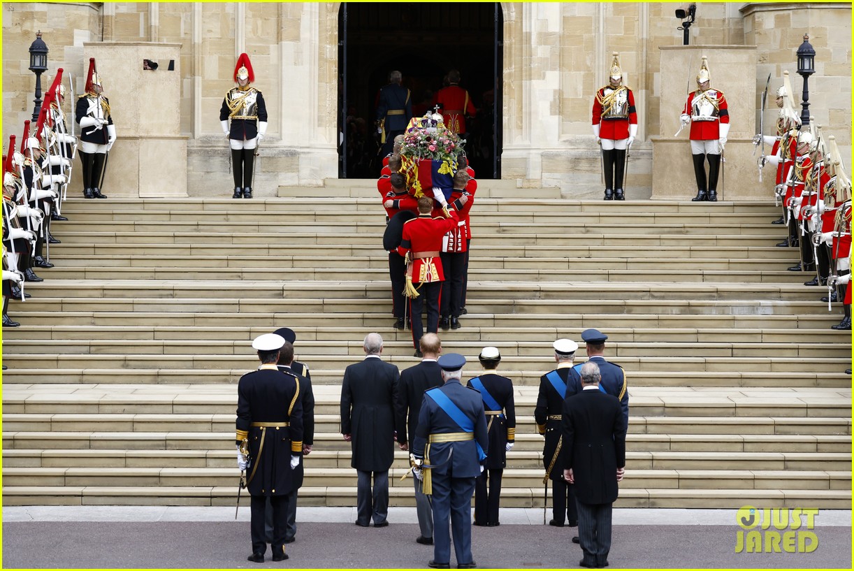 King Charles III Leads Royal Family To Committal Service For Queen ...