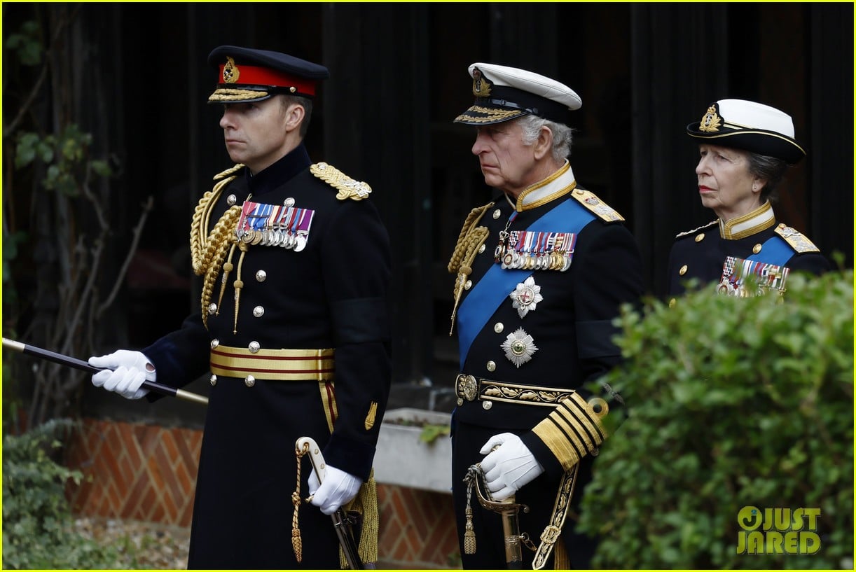 King Charles III Leads Royal Family To Committal Service For Queen ...