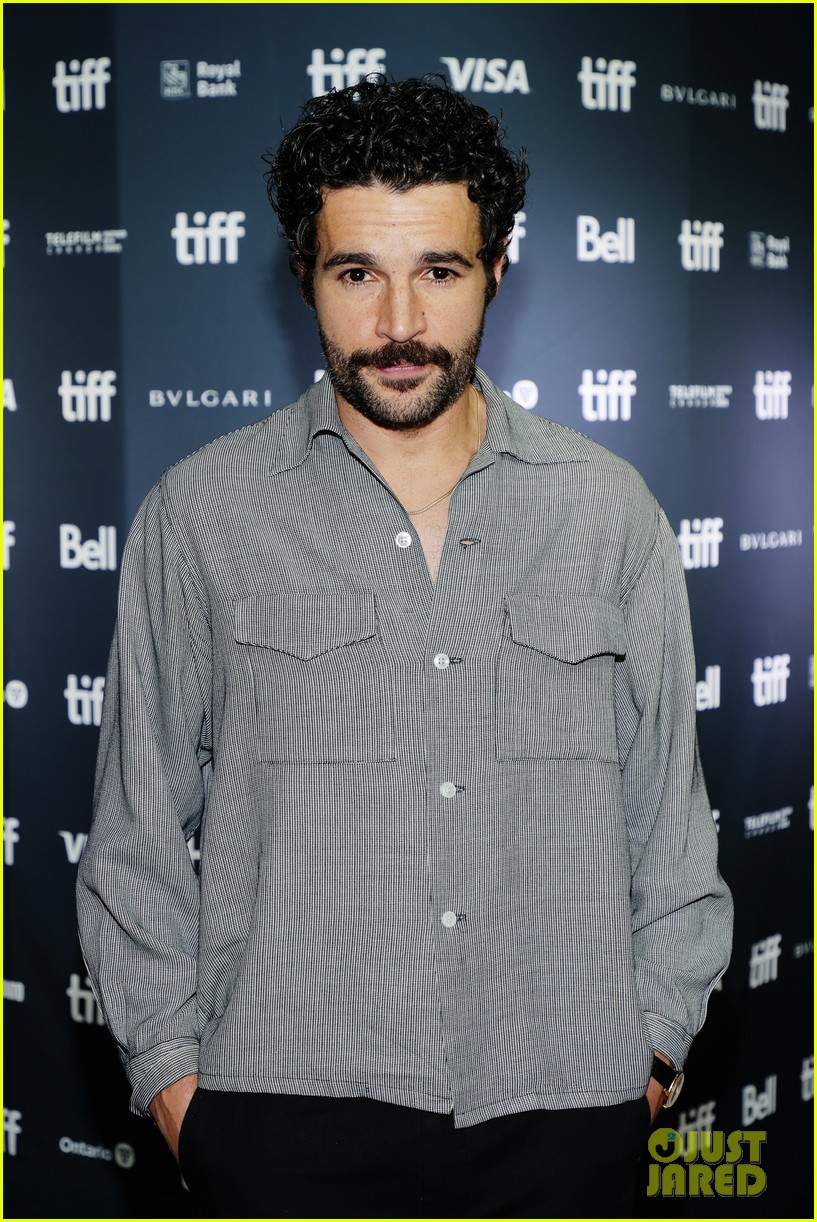 Margaret Qualley & Christopher Abbott Premiere Their New Thriller ...