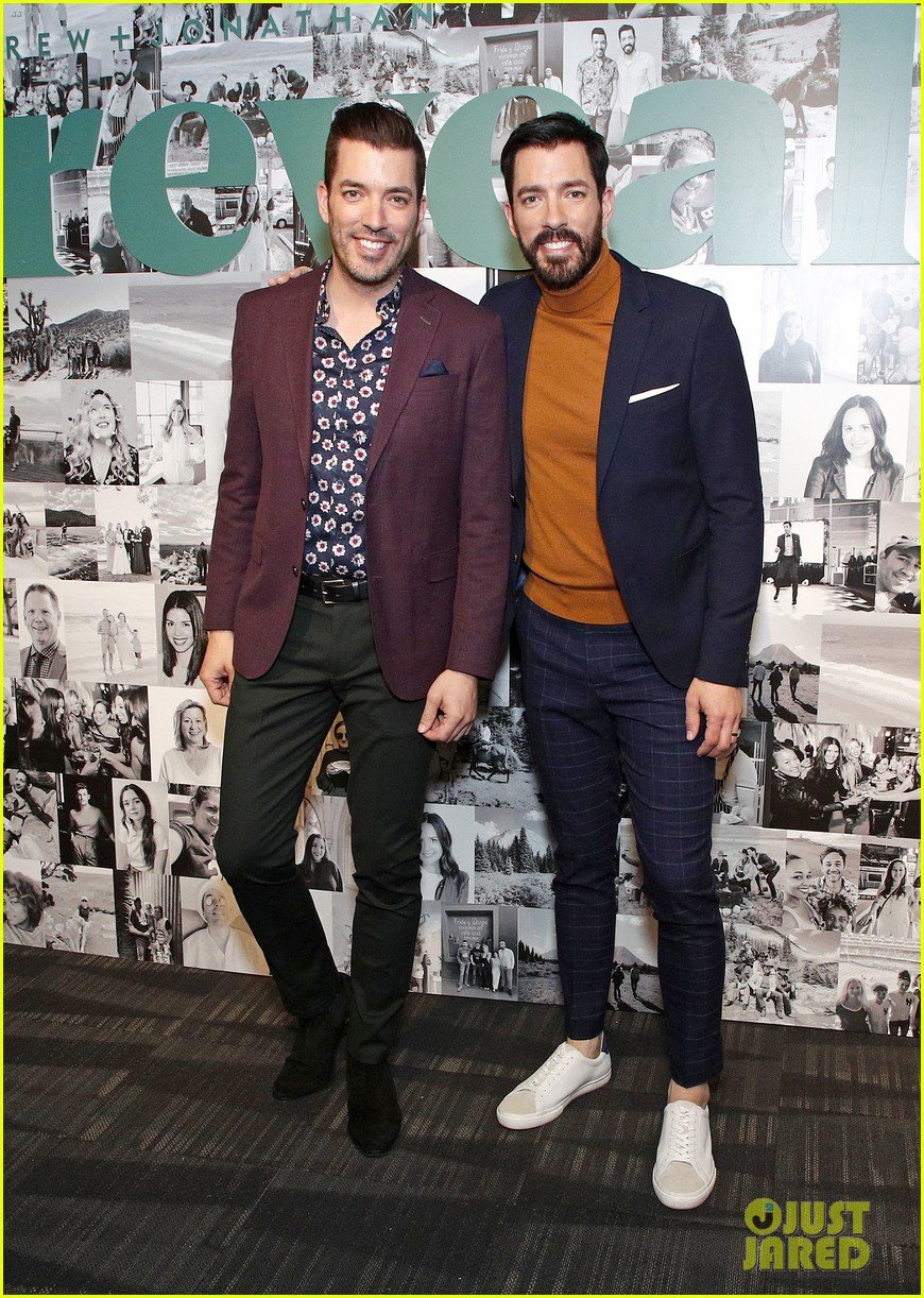 Jonathan & Drew Scott Sign New Deal To Bring More 'Property Brothers ...