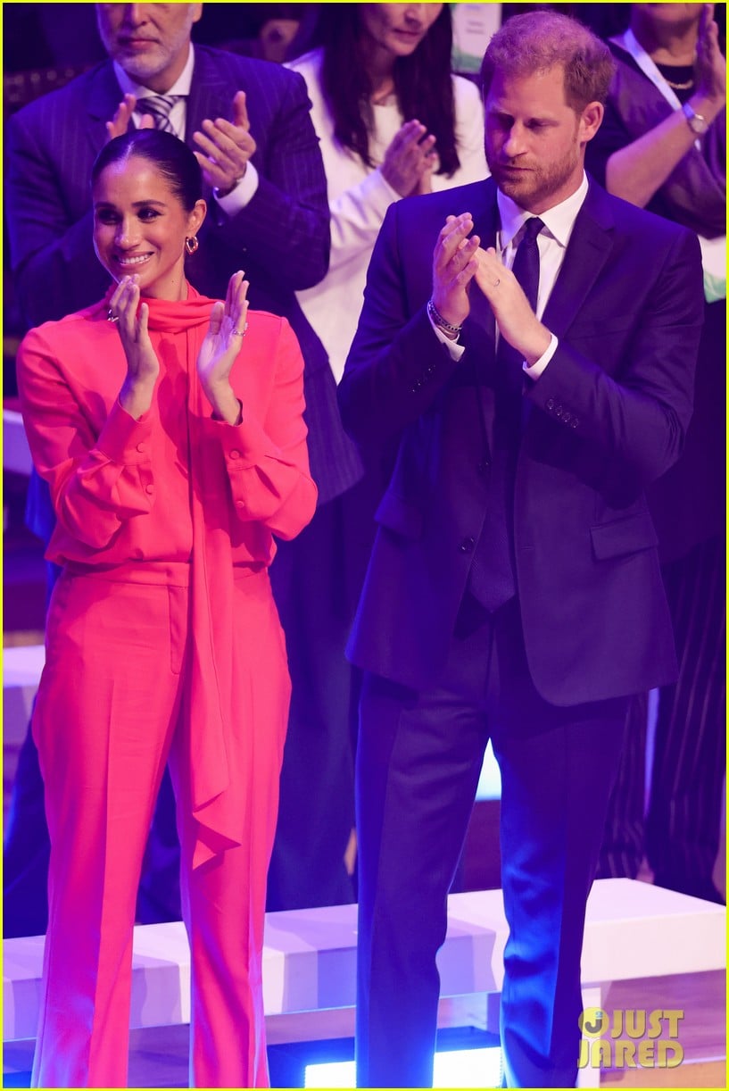 Meghan Markle Wears Red For 2022 One Young World Summit With Prince ...