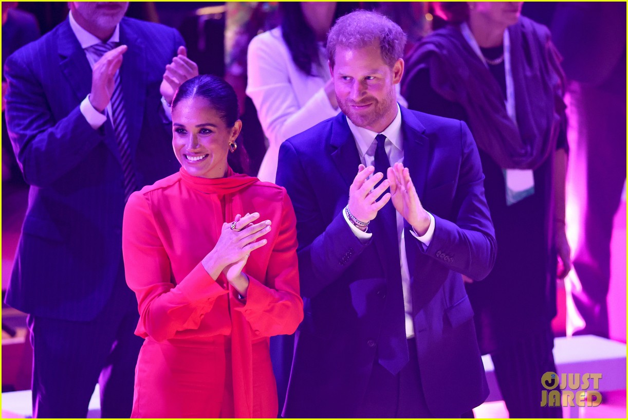 Meghan Markle Wears Red For 2022 One Young World Summit With Prince ...