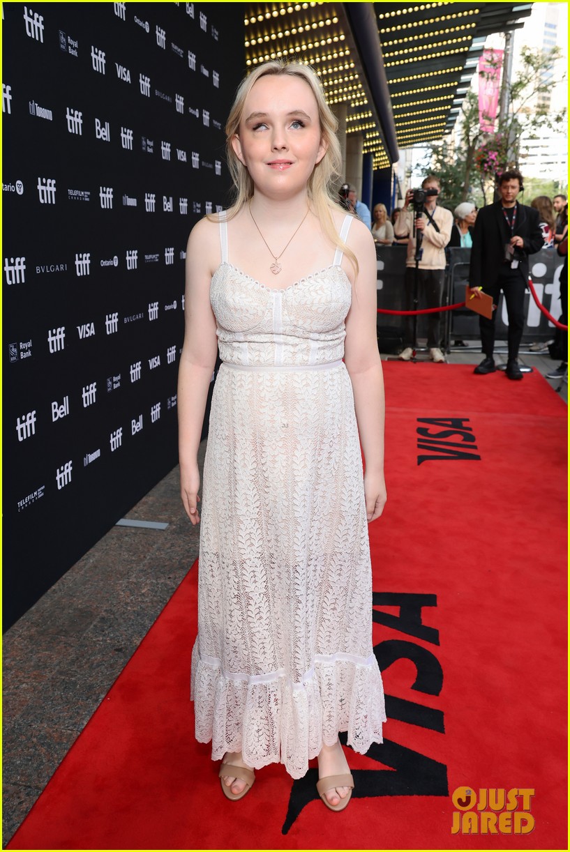 Claire Foy, Jessie Buckley & Rooney Mara Are 'Women Talking' at TIFF ...