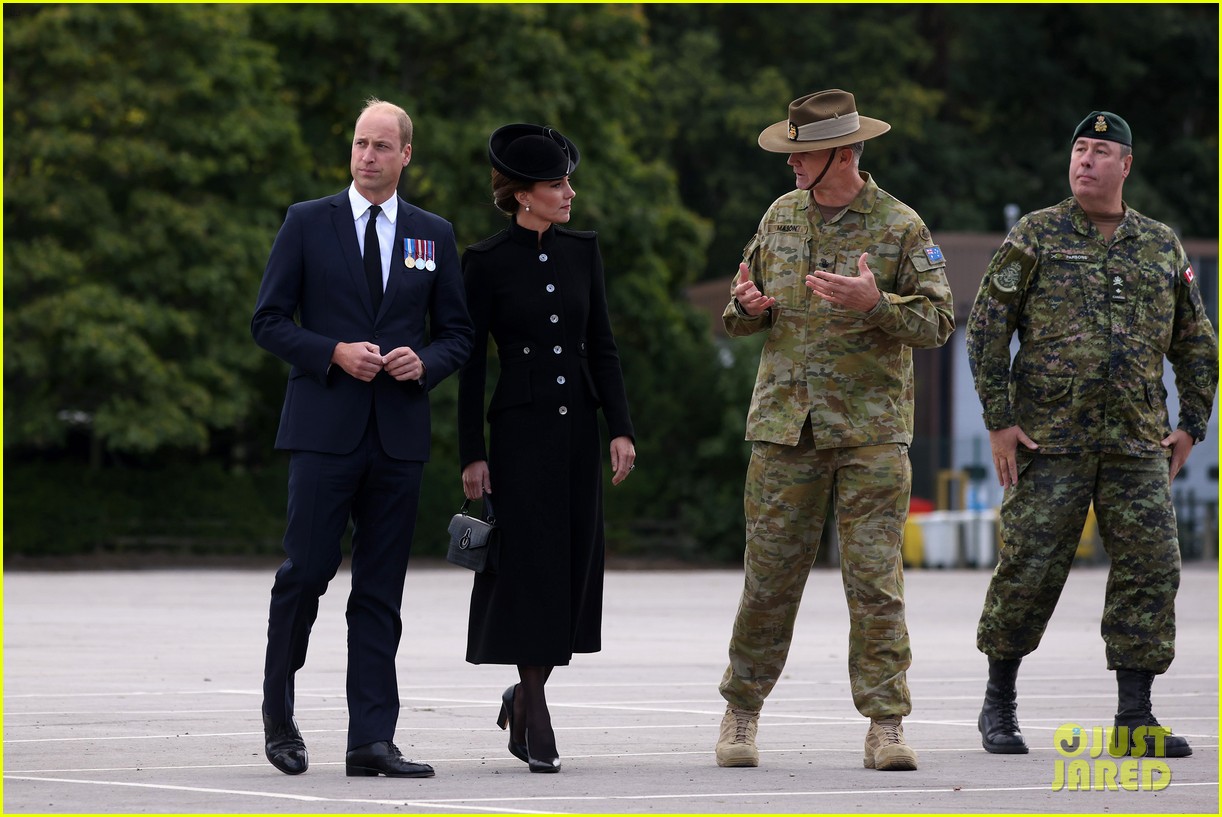 Prince William & Kate Middleton Meet the Troops Who Were Deployed to ...