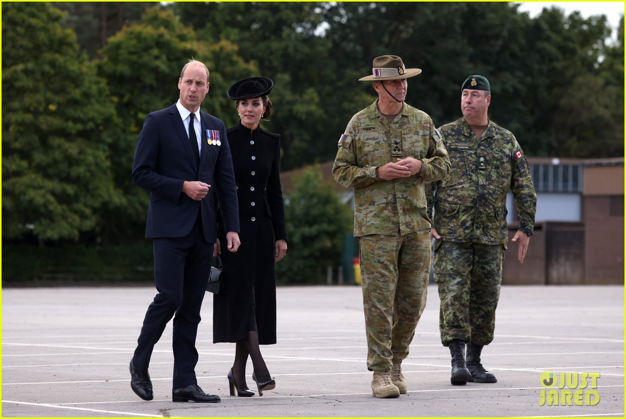 Prince William & Kate Middleton Meet the Troops Who Were Deployed to ...