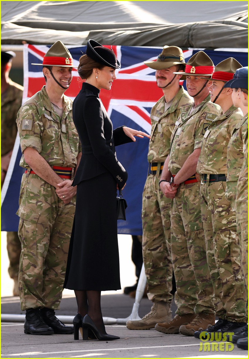 Prince William & Kate Middleton Meet the Troops Who Were Deployed to ...