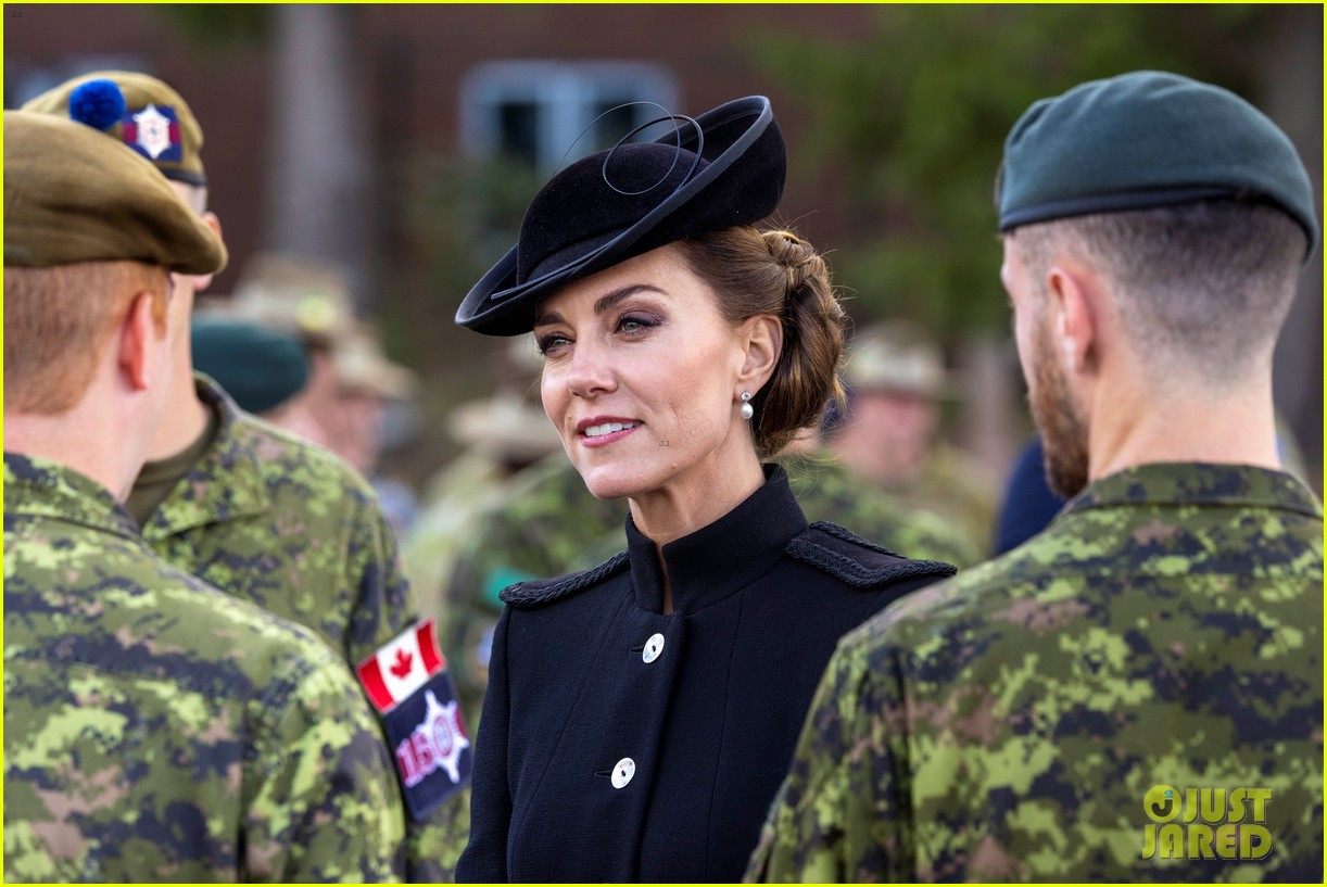 Prince William & Kate Middleton Meet the Troops Who Were Deployed to ...