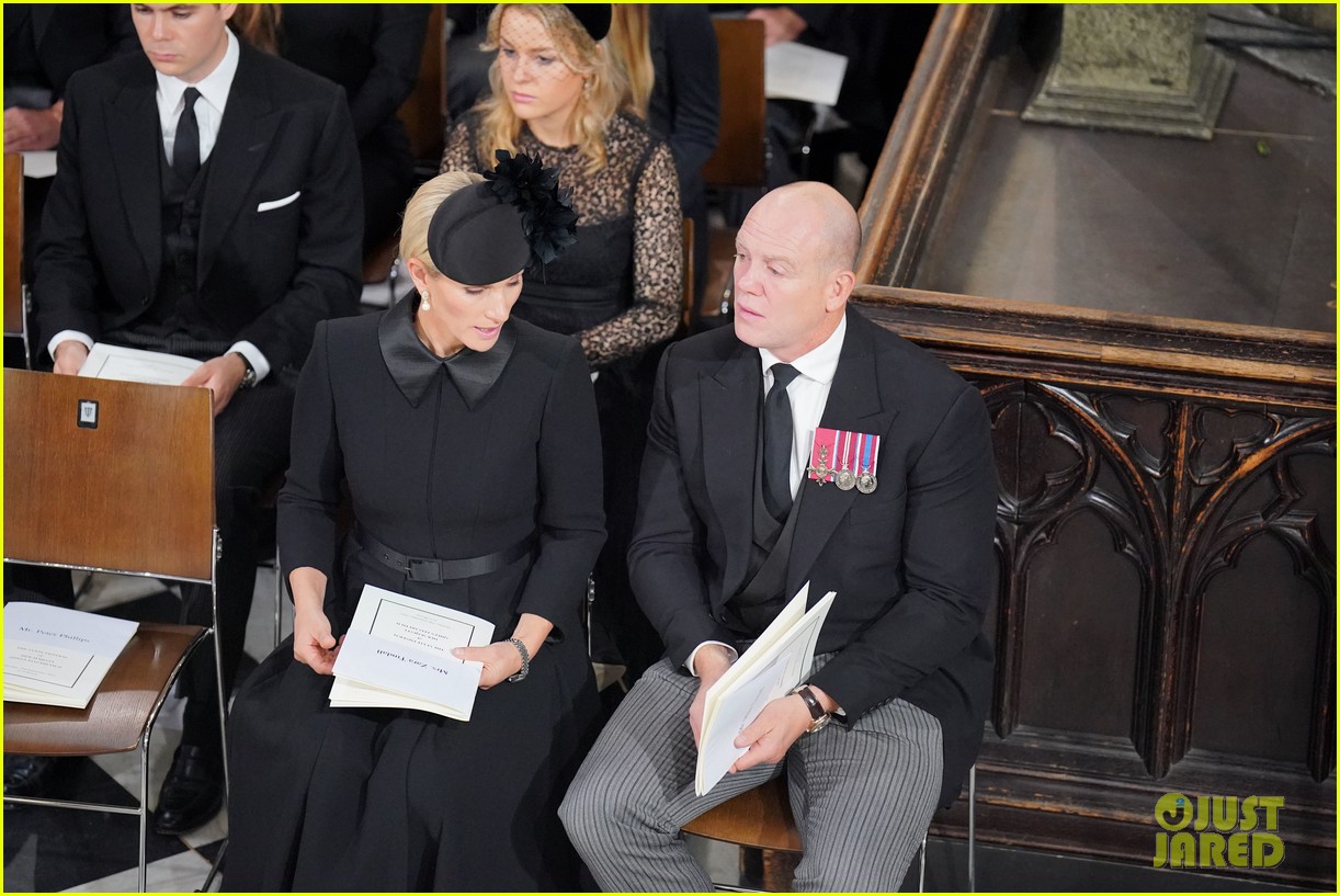 Zara Tindall Holds Her Husband Mike's Arm at Queen Elizabeth's Funeral ...