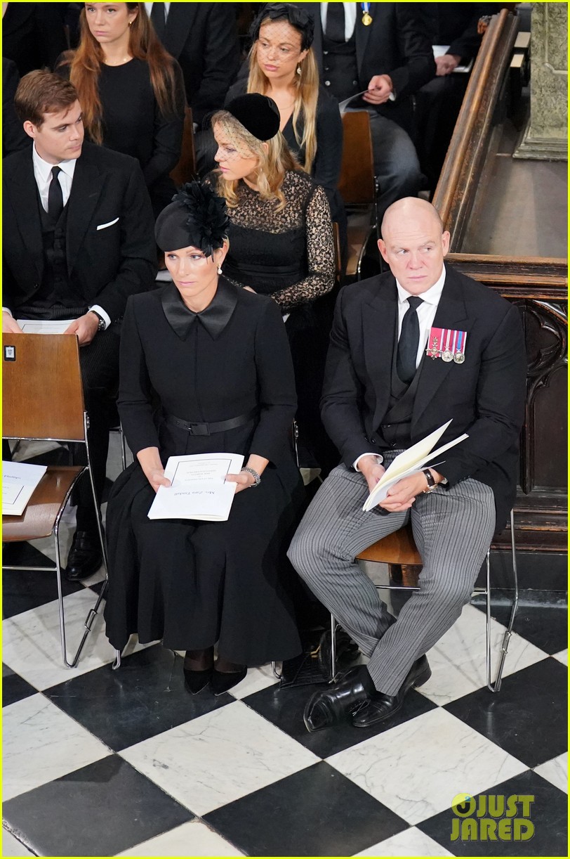 Zara Tindall Holds Her Husband Mike's Arm at Queen Elizabeth's Funeral ...
