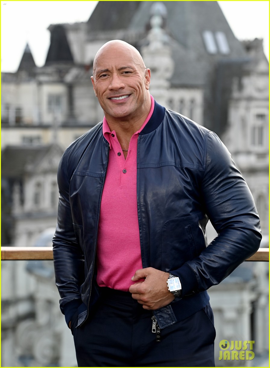 'Black Adam' Cast Do Press in London, Pierce Brosnan & Dwayne Johnson ...