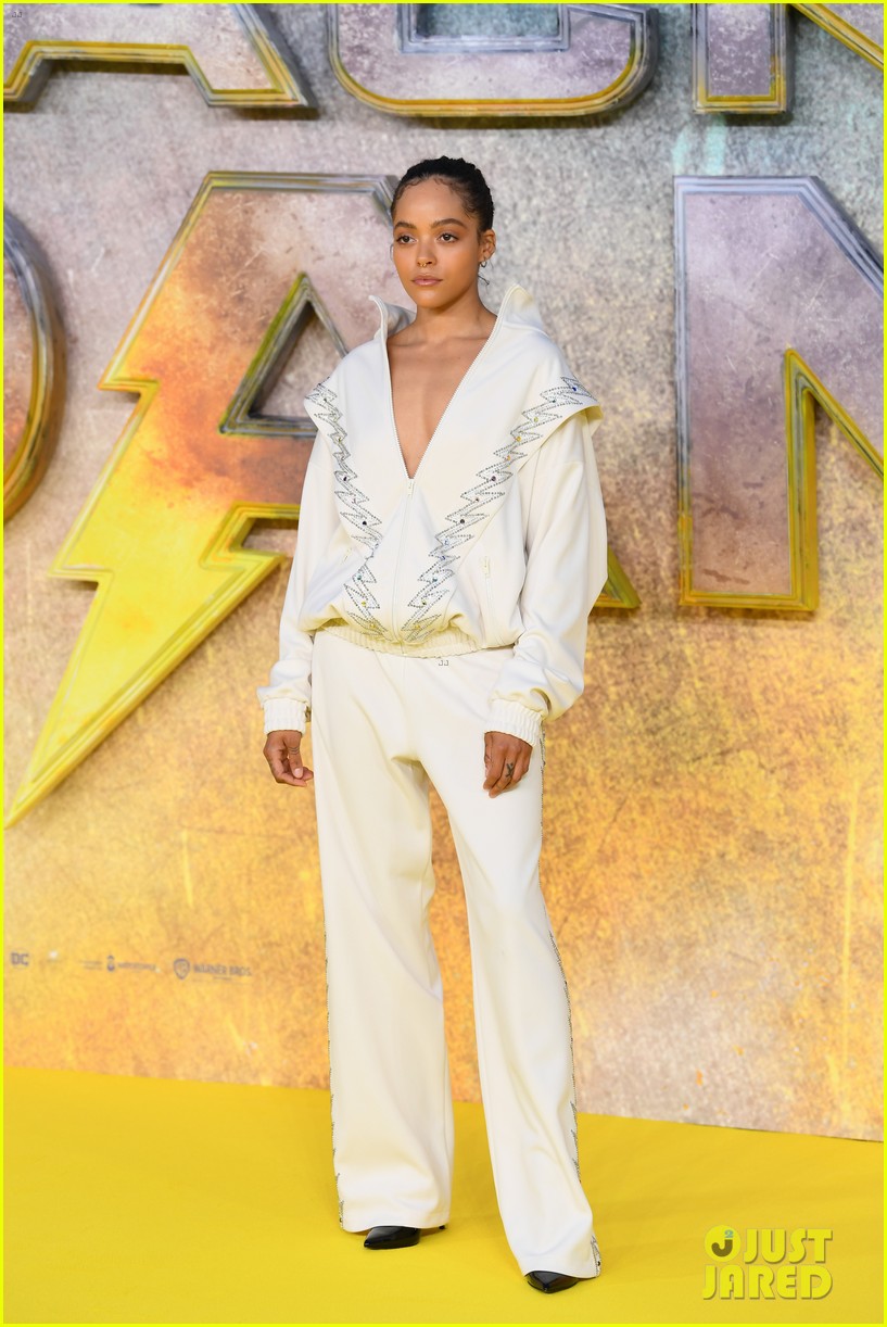 Aldis Hodge Bares His Biceps; Photobombs Pierce Brosnan at 'Black Adam ...