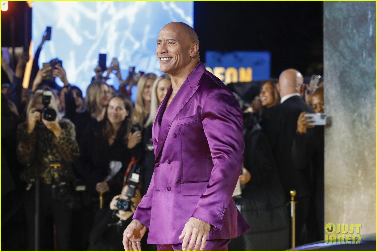 Aldis Hodge Bares His Biceps; Photobombs Pierce Brosnan at 'Black Adam ...