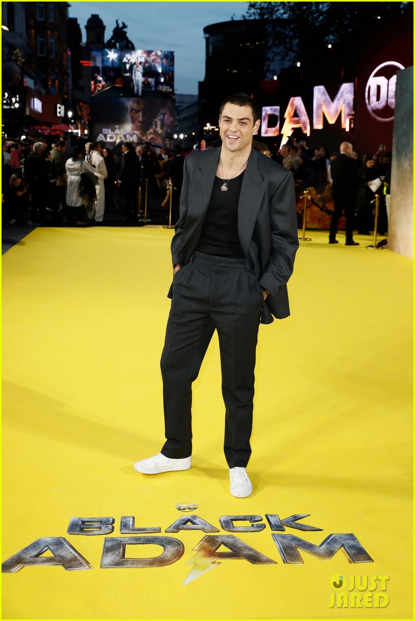 Aldis Hodge Bares His Biceps; Photobombs Pierce Brosnan at 'Black Adam ...