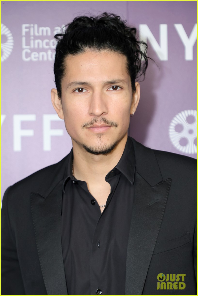 Joe Alwyn Attends 'Stars at Noon' NY Premiere After Getting an Adoring ...