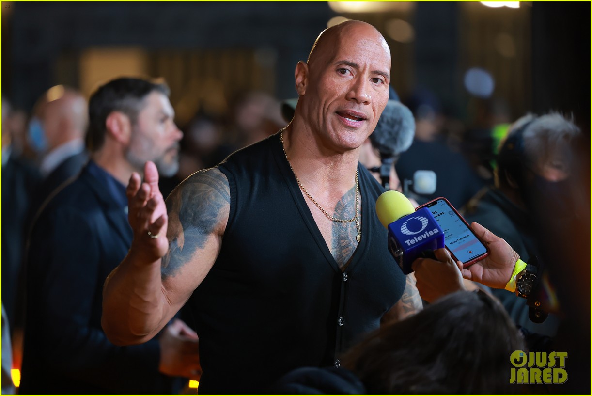 Dwayne 'The Rock' Johnson Hosts 'Black Adam' Fan Event in Mexico ...