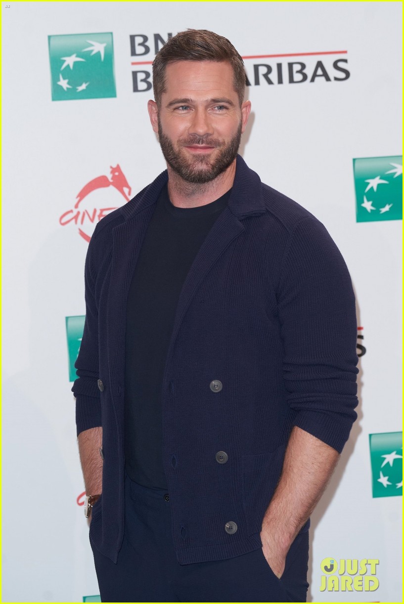 Billy Eichner & Luke Macfarlane Bring 'Bros' to Rome: Photo 4843441 ...