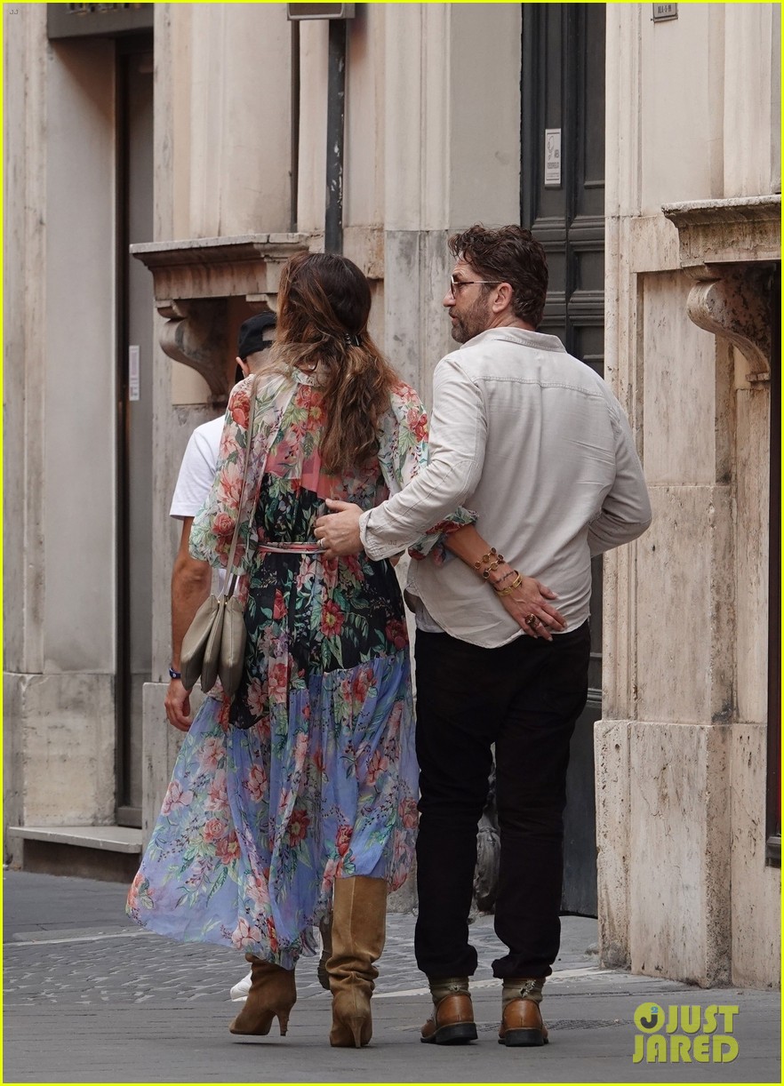 Gerard Butler & Girlfriend Morgan Brown Seen At Mass Service During ...