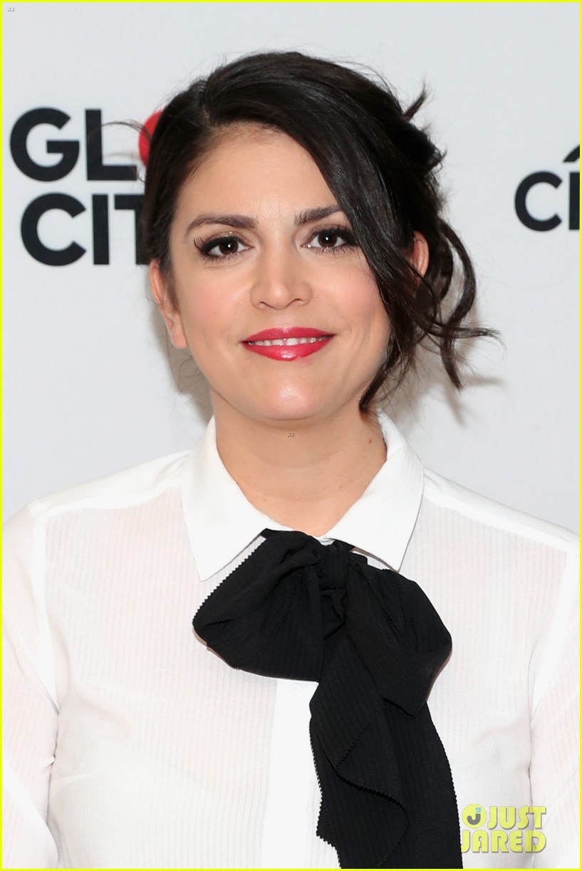 Cecily Strong's Absence from 'Saturday Night Live' Season Premiere ...