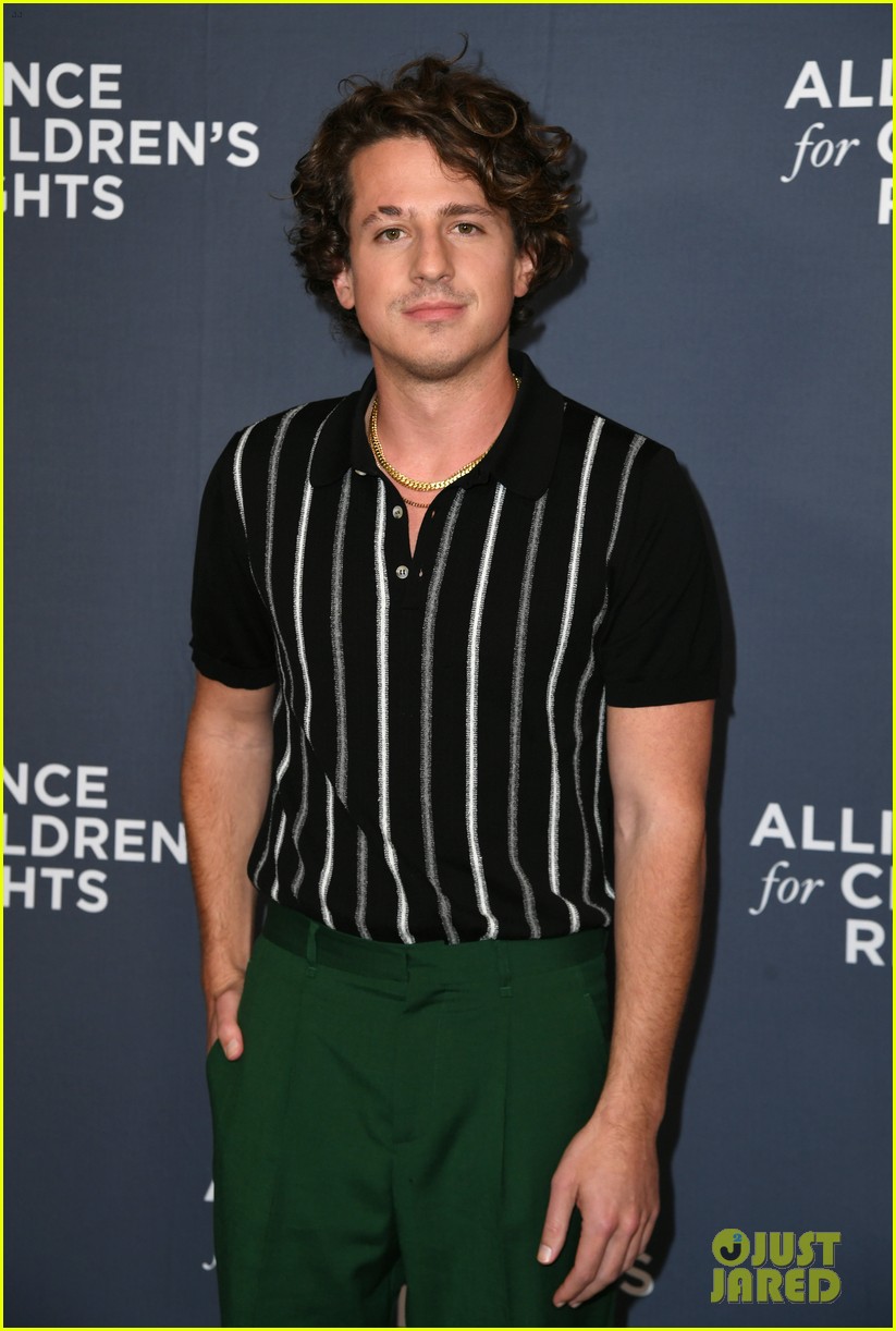 Charlie Puth Explains His Thirst Traps Amid Accusations of Queerbaiting ...