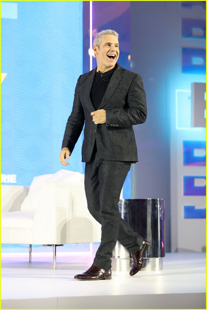 Andy Cohen Dishes on His Dating Life & How He 'Needs Help': Photo 4839056 | Andy Cohen Pictures ...