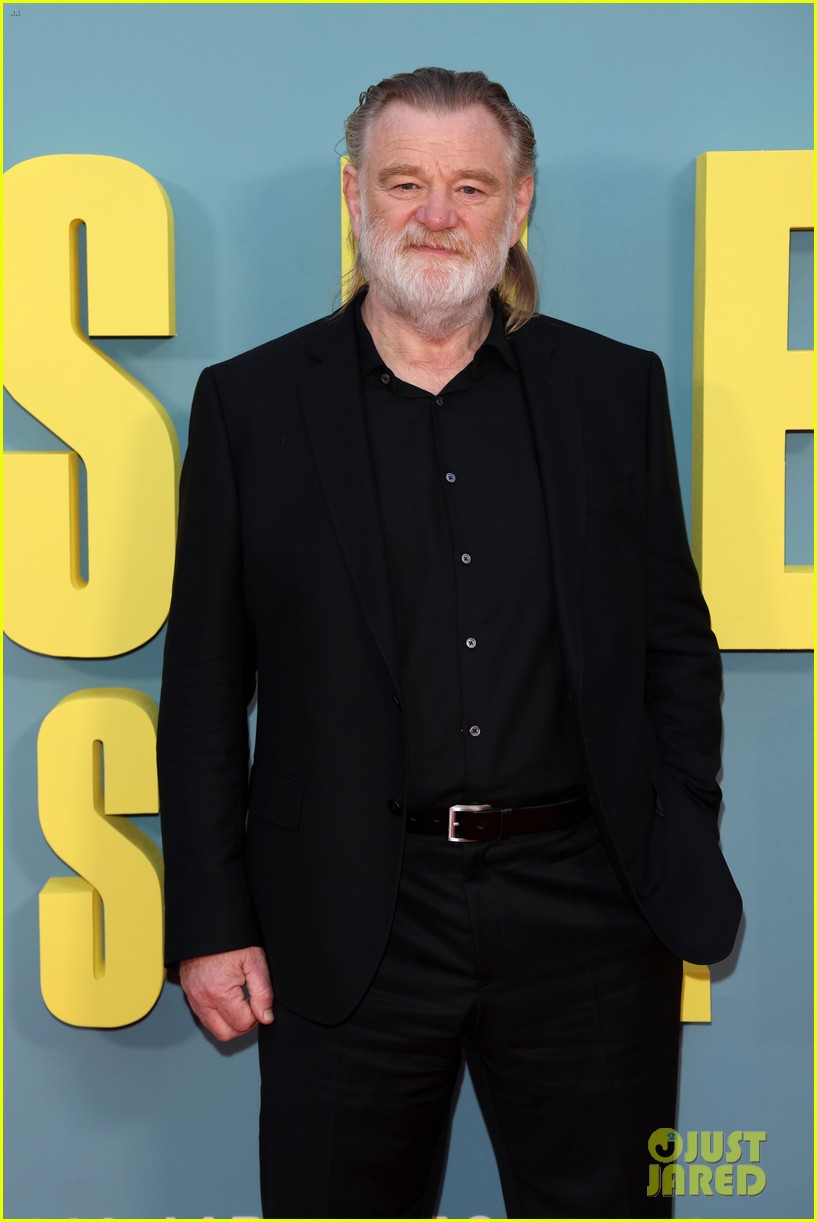 Colin Farrell & Brendan Gleeson Bring 'The Banshees of Inisherin' to ...