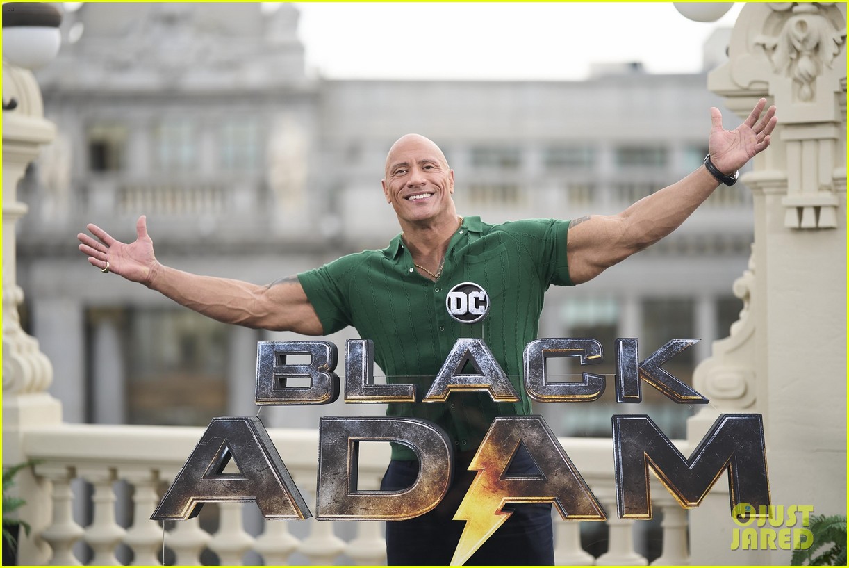 Dwayne Johnson Attends the 'Black Adam' Photocall in Madrid: Photo ...