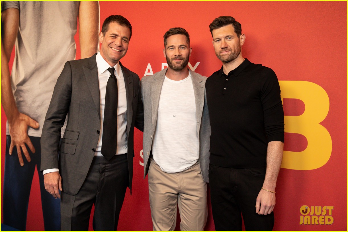 Billy Eichner & Luke Macfarlane Bring 'Bros' to Australia as Movie ...