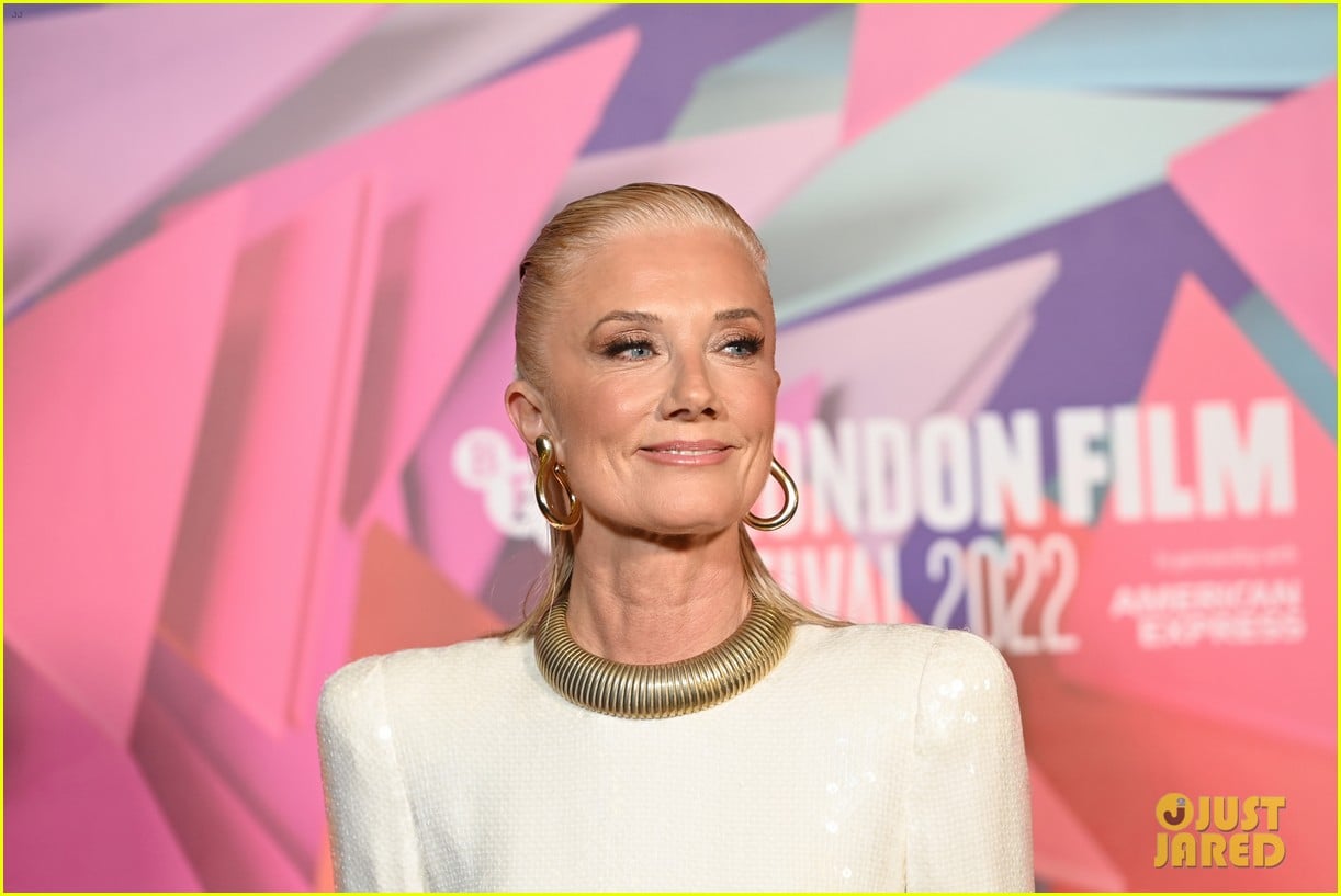 Emma Corrin Goes Sheer For 'Lady Chatterley's Lover' World Premiere in ...