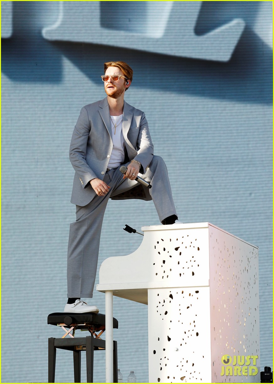 Finneas Reveals He Underwent Surgery After Suffering Terrible Fall On ...