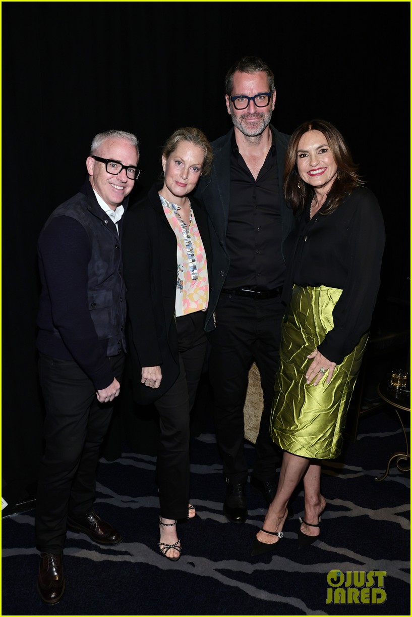 Michael J. Fox Makes Rare Appearance With His Kids at Parkinson's ...