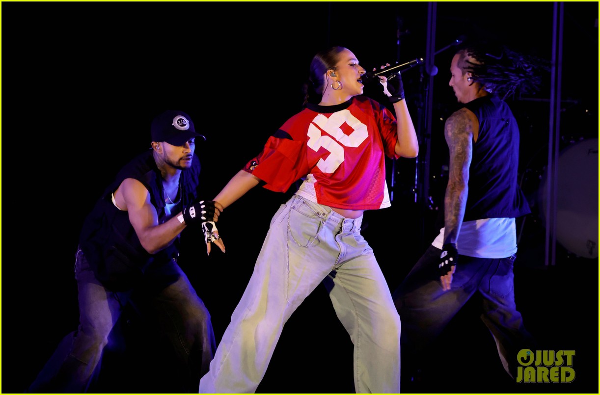 Halsey Shows Off Their Tattoos In Edgy Look At We Can Survive : Photo ...