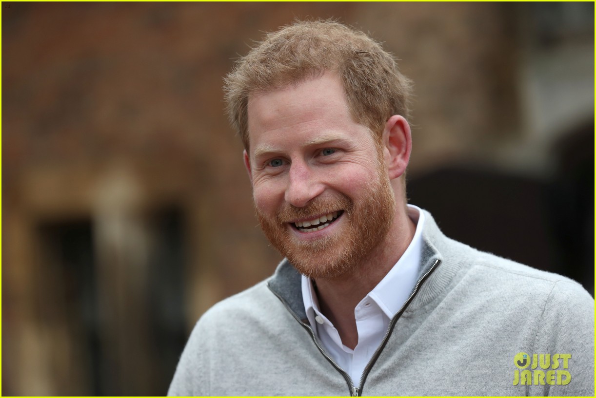 'The Crown' Puts Out Casting Call For Teenaged Prince Harry - Here's ...