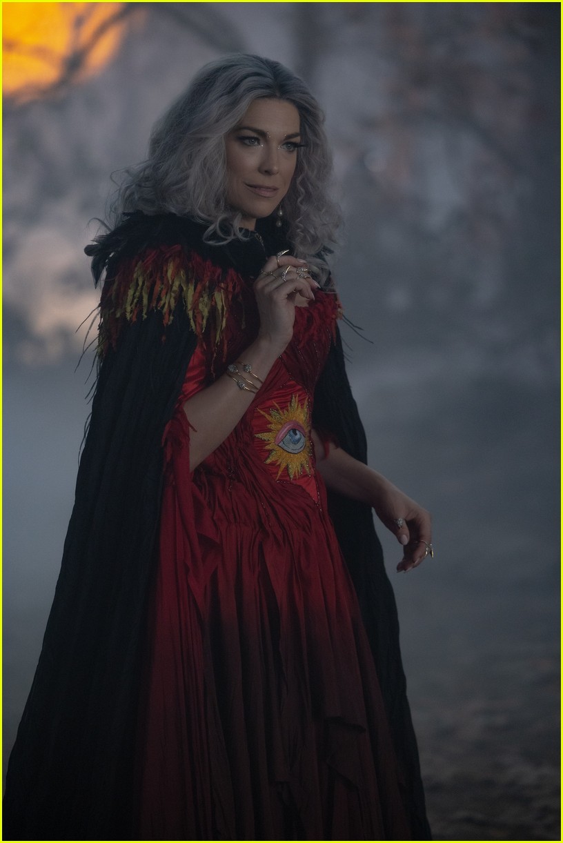 'Hocus Pocus 2' Smashes Streaming Records To Claim Major Honor!: Photo ...